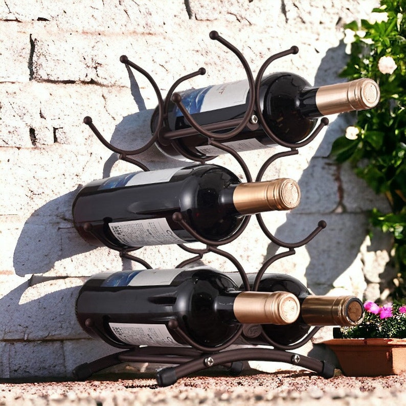 European-style Metal Wine Rack Freestanding Kitchen Storage and ...