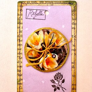 Large Faux Floral Button Journaling Card Vintage Looking Ephemera Paper ...
