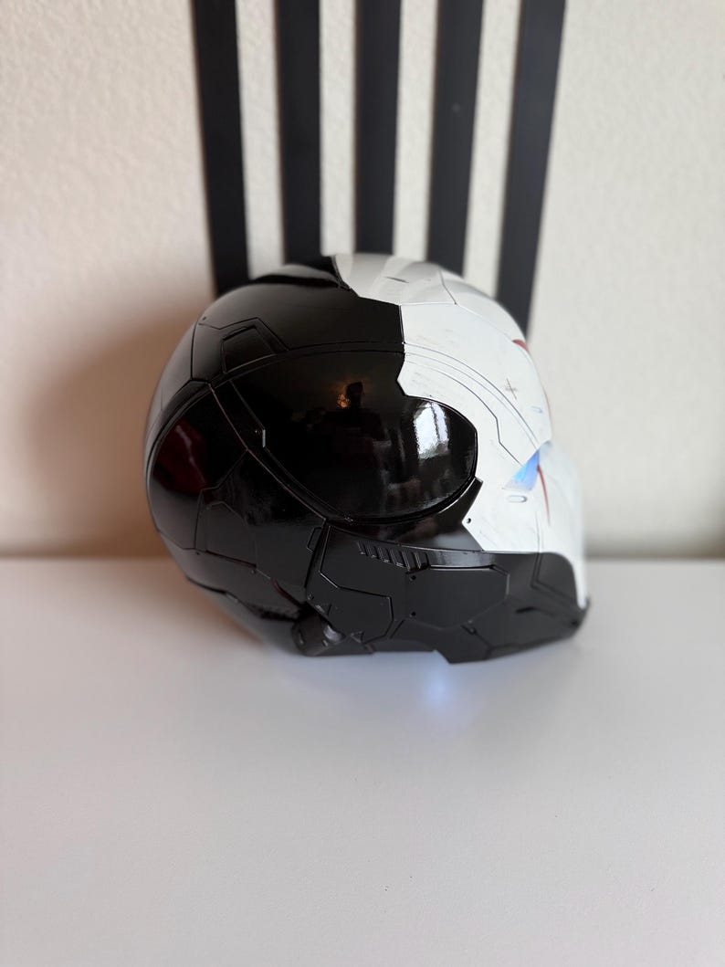 Red X Cosplay Helmet – Wearable Sci-fi Mech Helmet With LED Eyes ...