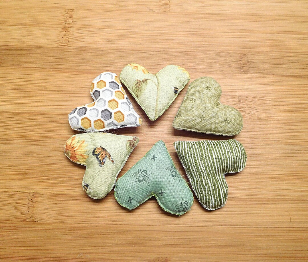 Bumble Bee Hearts Set: Spring Green Bowl Fillers, Wreath Attachment - Etsy