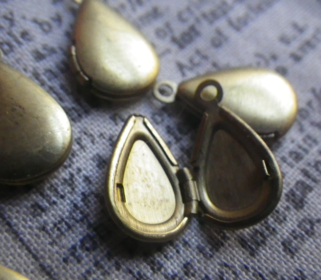 Tiny Teardrop Pear Shaped 14x9mm Brass Charm Locket 6 Pcs - Etsy