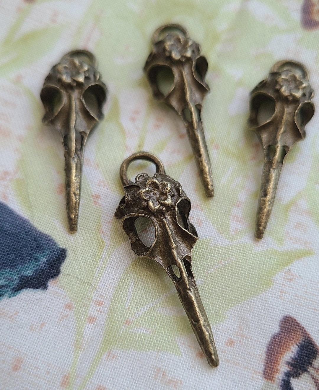 Raven Skull Pewter Alloy Antique Brass Plated Charm Pendants 1.5 Inch 4 ...