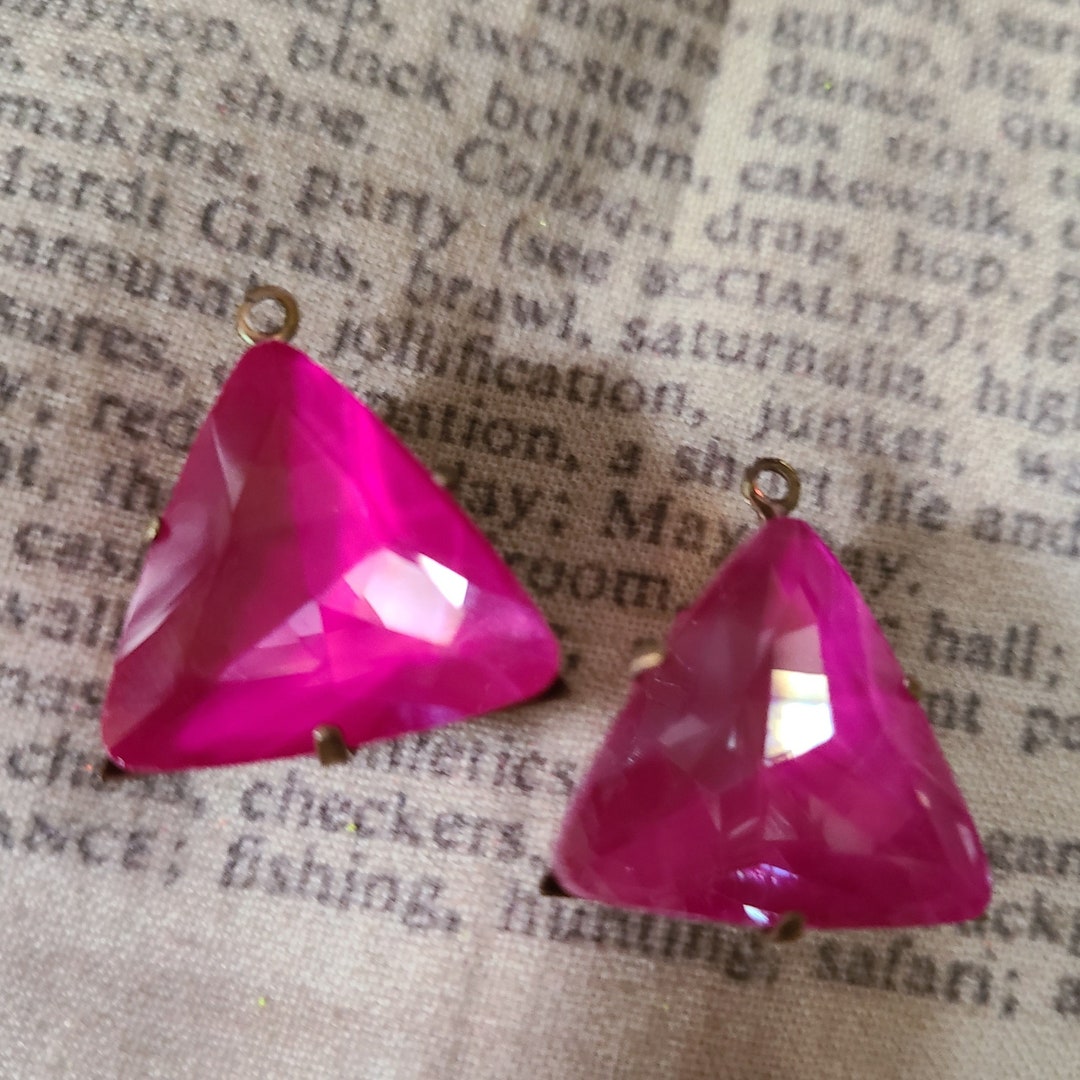 Electric Fuchsia 18mm Trillion Triangle Shaped Brass Ox Drops 2 Pcs - Etsy