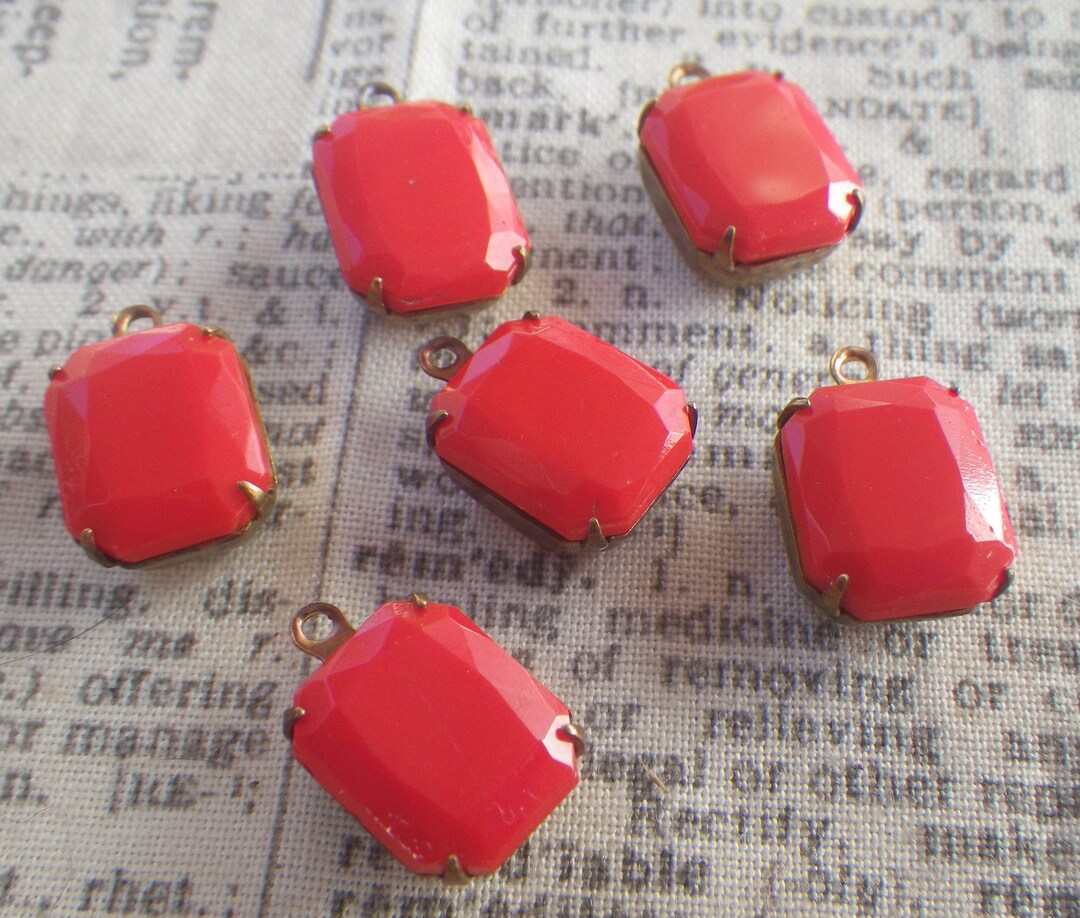 Faceted Brick Red 12x10mm Octagon Vintage Glass Drops One Loop 4 Pieces ...