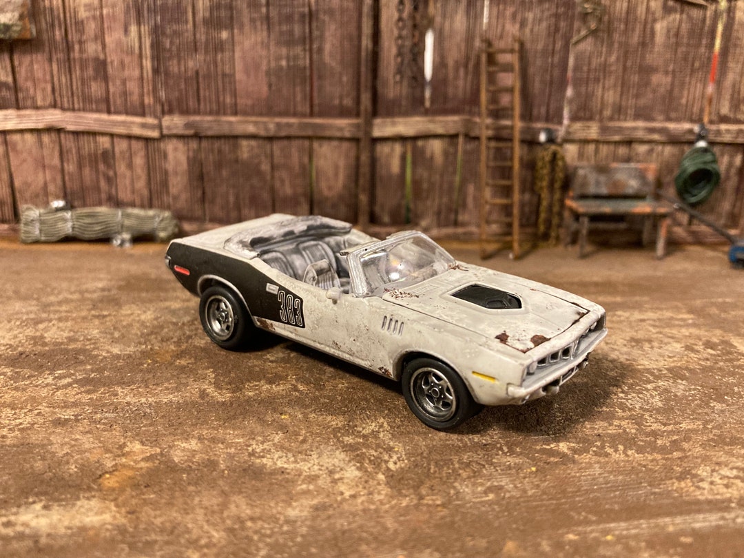 1971 Plymouth Cuda Customized 1/64 Scale Diecast Car. Custom Barn Find ...