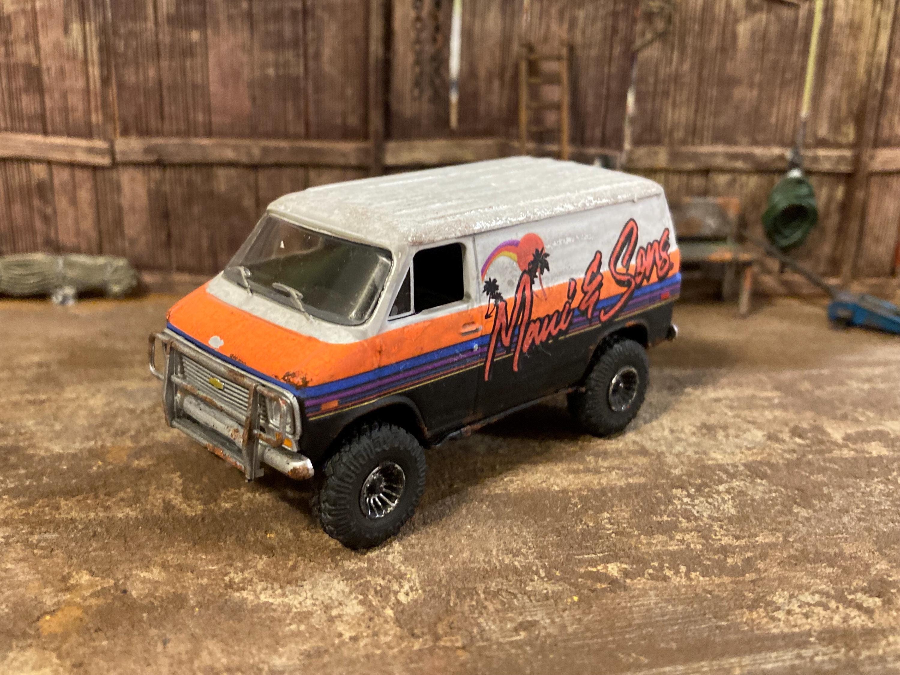 1971 Chevy Van 4x4 M2 Machines Customized 1/64 Scale Diecast Truck ...