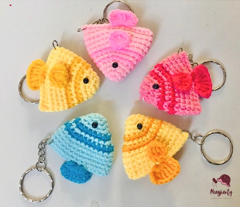Amigurumi PATTERN: Crochet Little Fish Keychain Pattern, Amigurumi Fish ...