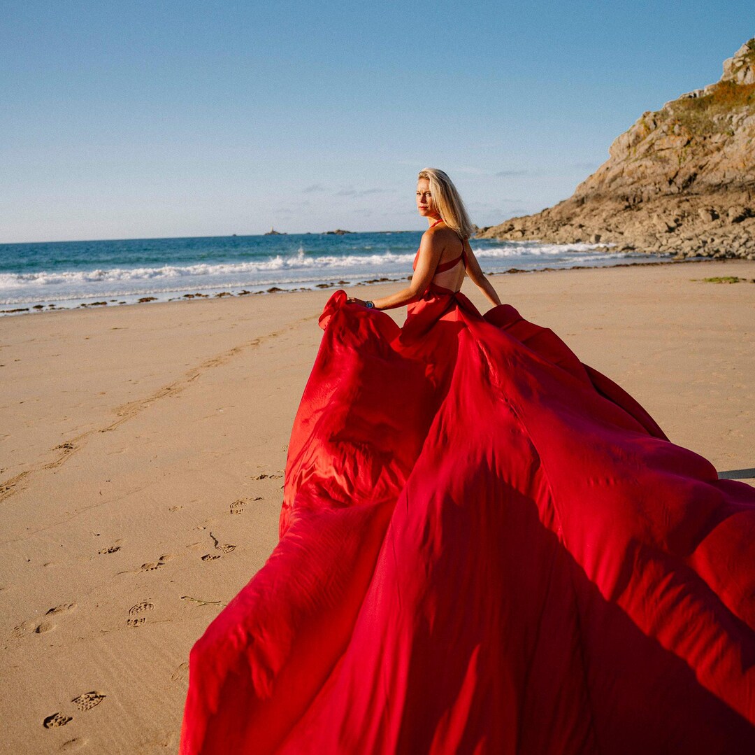 Custom Size Flying Dress for Photoshoot Red Flying Dress Long Flying ...