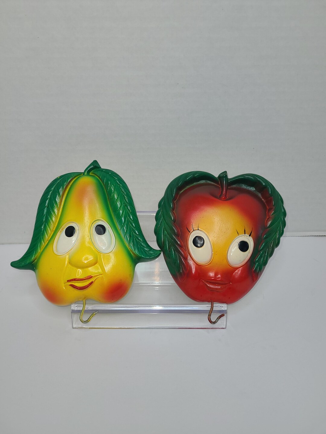 Vntg 1970s MCM Miller Studio Anthropomorphic Pear and Apple W Hooks ...