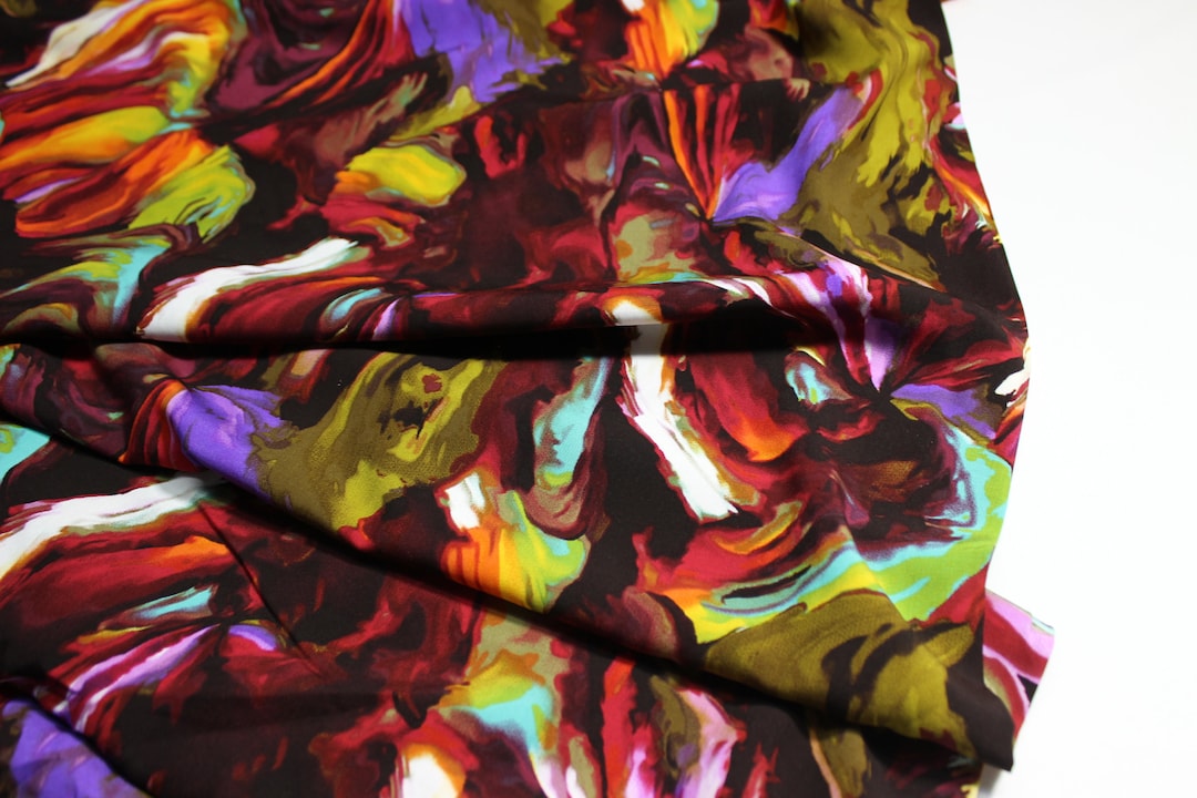 Viscose Fabric With Eye-catching With Vibrant Abstract Patterns, High ...