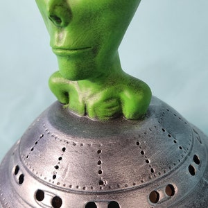 Light up Alien Desk Ornament - Etsy