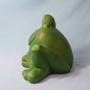 Jumbo Ceramic Smiling Green Tree Frog Figurine for Garden, Patio, and ...