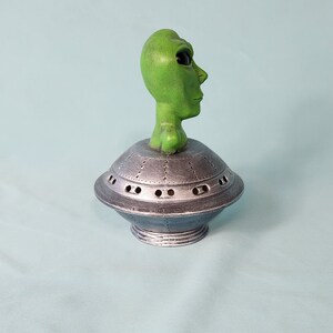 Light up Alien Desk Ornament - Etsy