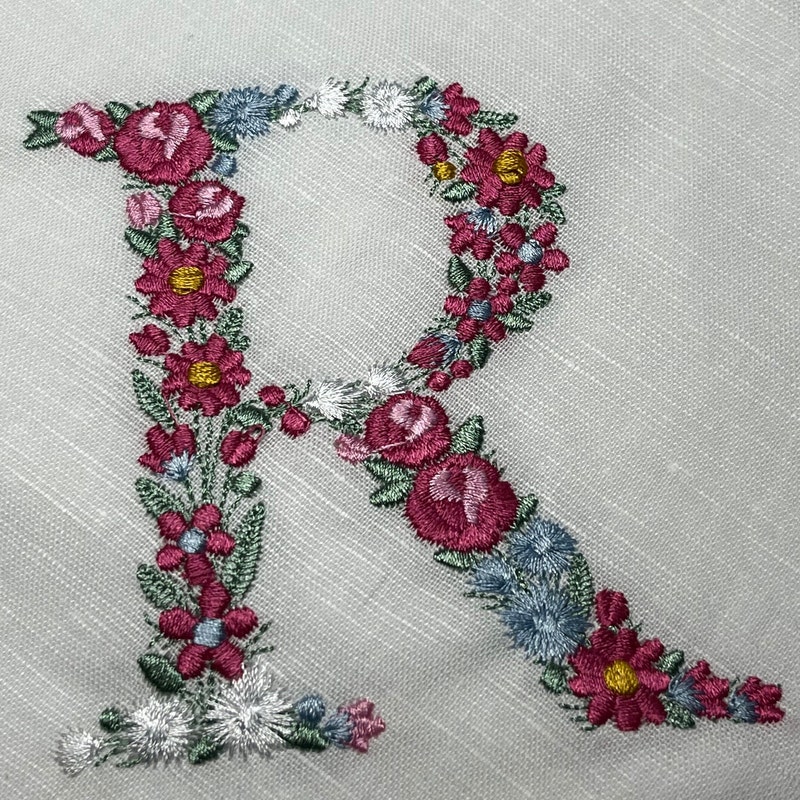 EmbroiderybyLinda - Etsy