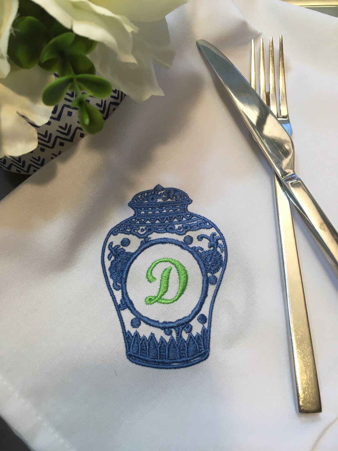 12 Chinoiserie Chic - Monogram Frame Ginger Jar Embroidered Napkin Set ...