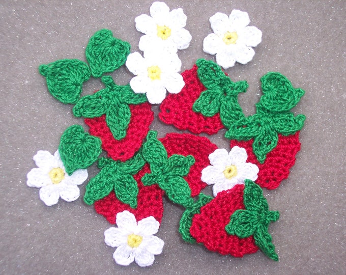 6 Thread Crochet Applique Strawberries With Flowers and Leaves | Etsy