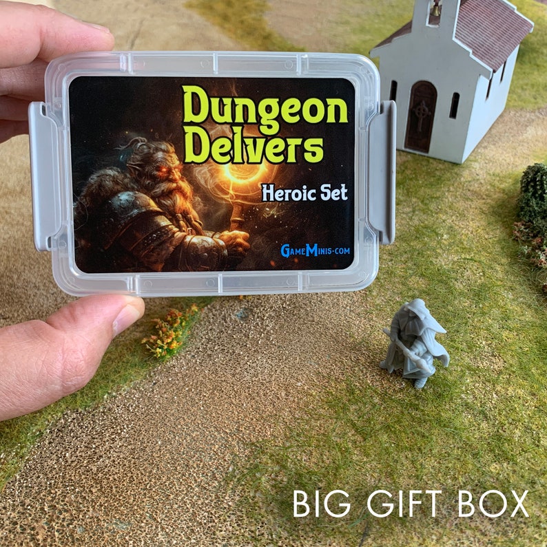 Cleric Holy Warrior Paladin Miniature Mini Dungeons and Dragons ...