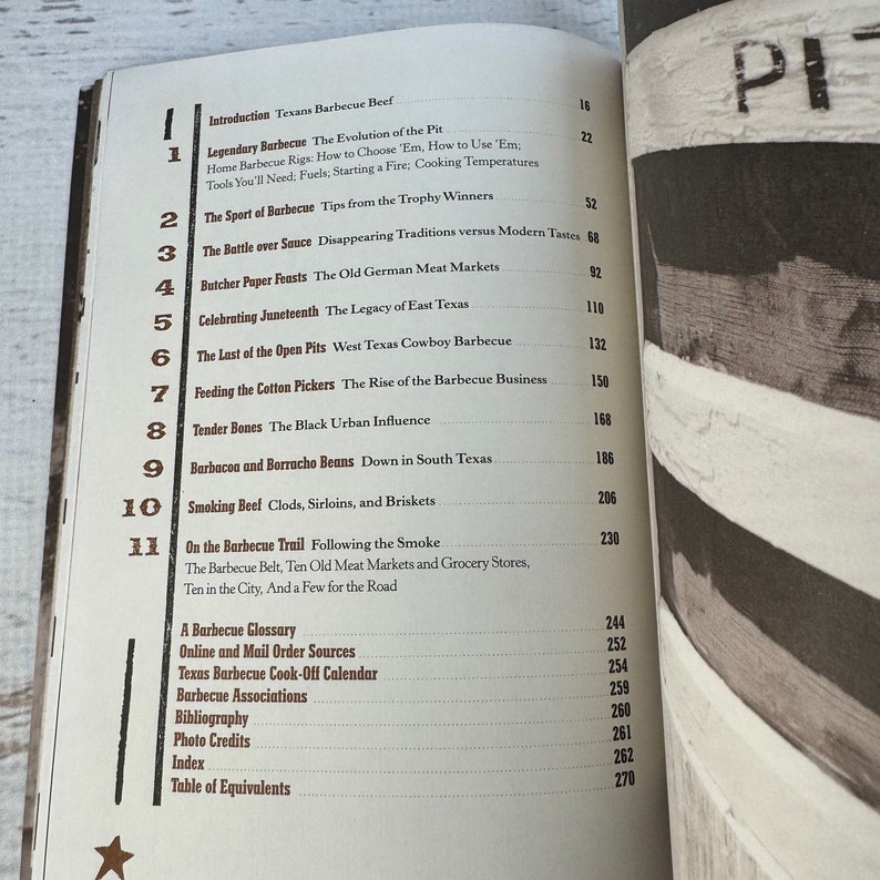 Legends of Texas Barbecue Cookbook: Recipes and Recollections From the ...