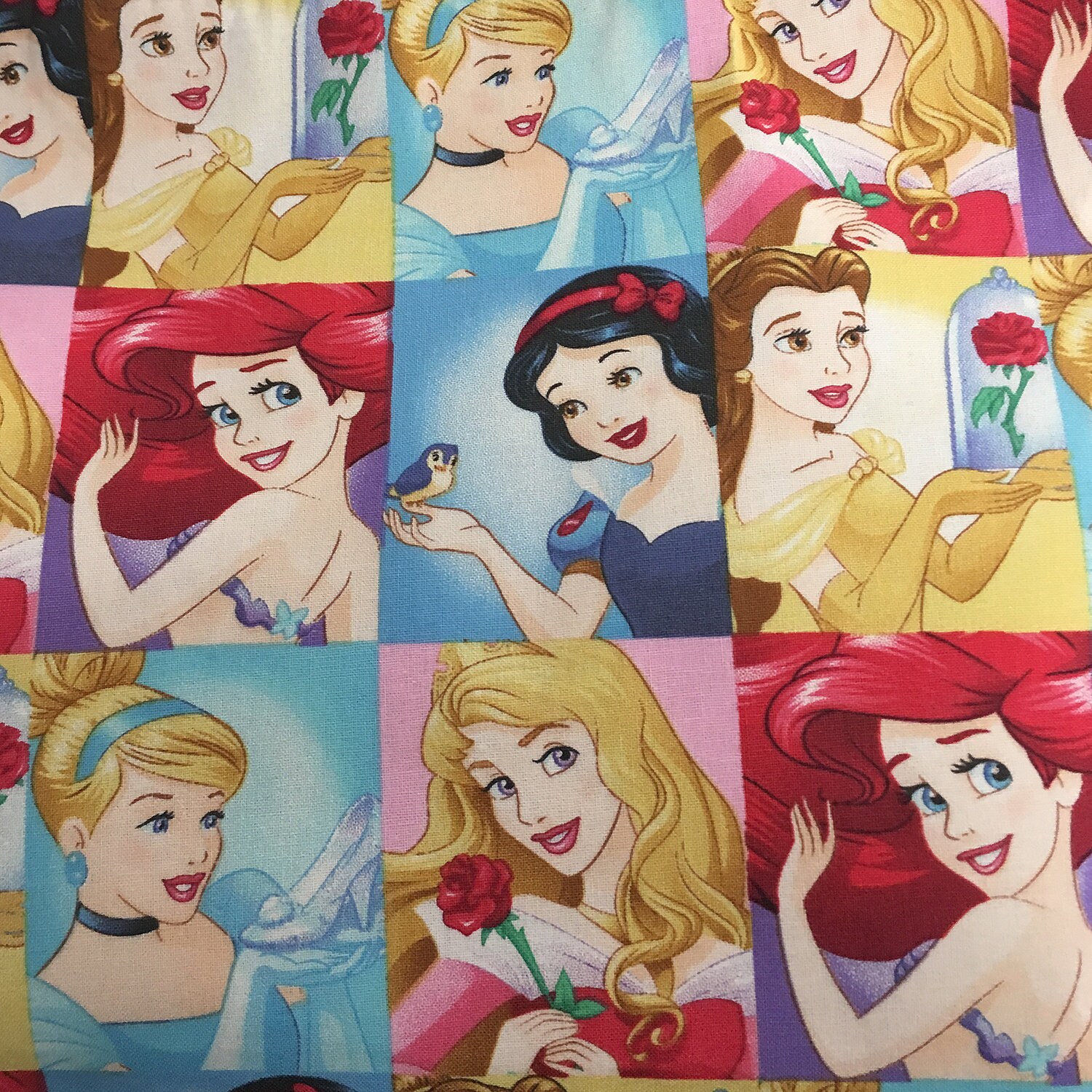 Make Up Bag - Disney Princess Zipper Pouch (Snow White, Ariel, Belle ...