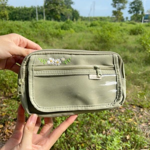 Embroidered Daisy Floral Pouch – Cute Canvas Pencil Case, Makeup Bag ...