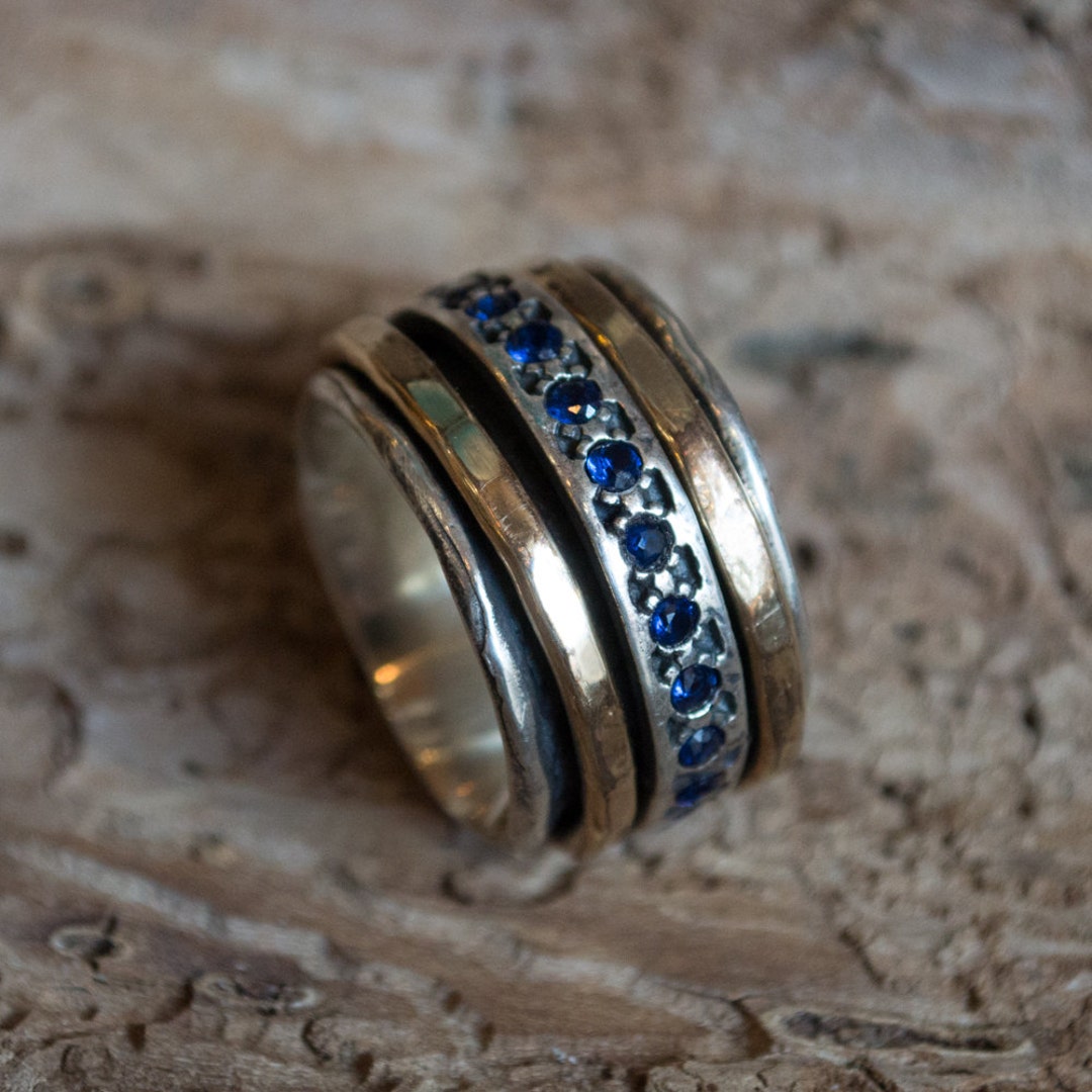 Saffier ring, Meditatie Ring, zilver gouden band, boho ring, stapelen ...