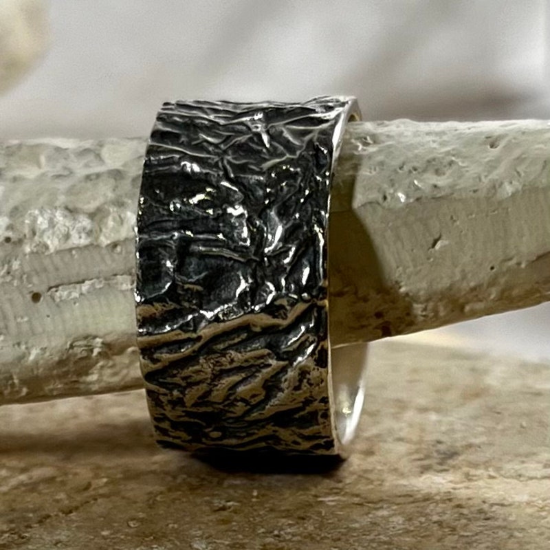 Tree Bark Ring - Etsy