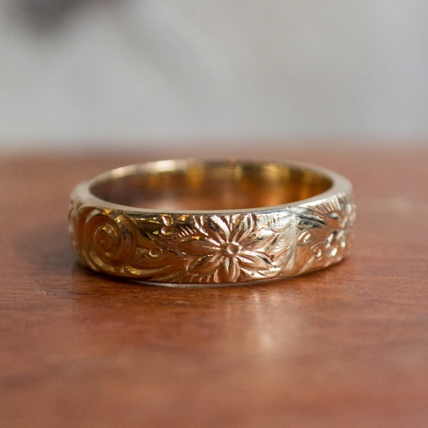 Floral Wedding Band - Etsy