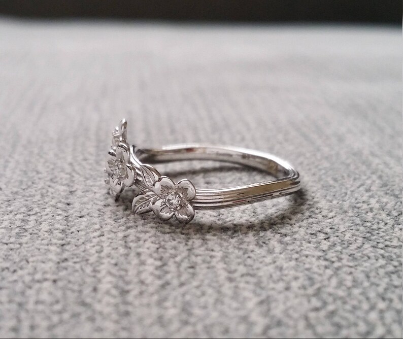 Diamond and Gold Flower Engagement Ring Delicate Floral - Etsy