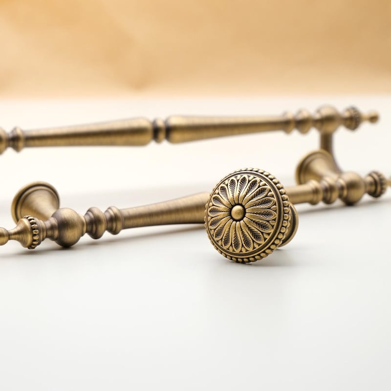 Antique Cabinet Hardware - Etsy