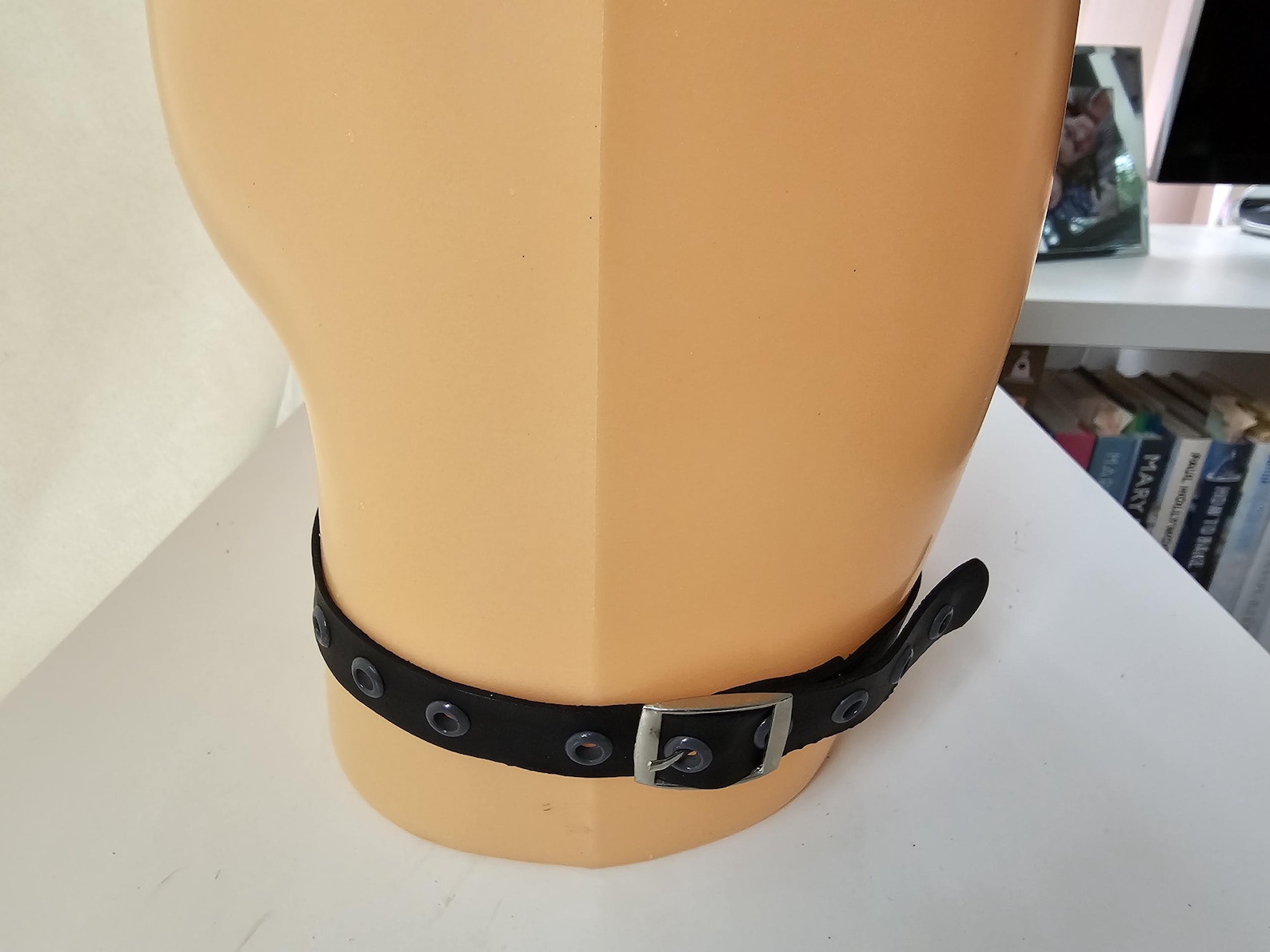 Handmade Leather Thigh Harness: Adjustable Wand Holder - Etsy
