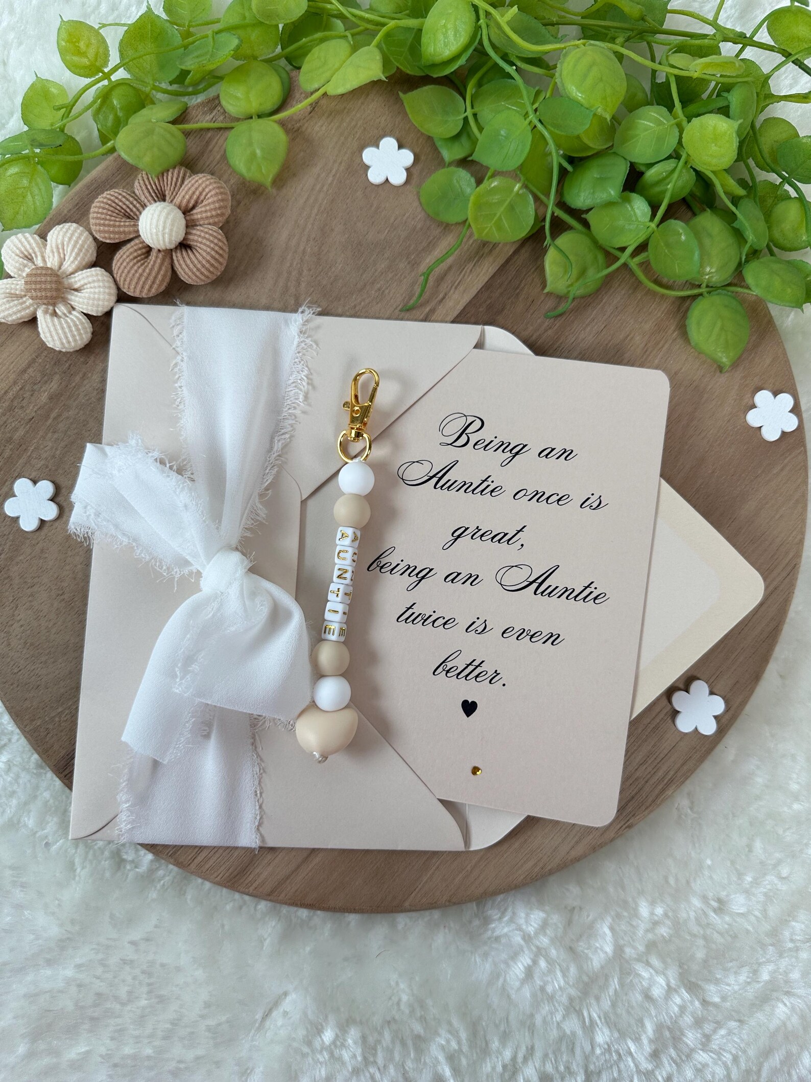 Announcement to Future Auntie Aunt Pregnancy Prégnant Baby Bébé Parents ...