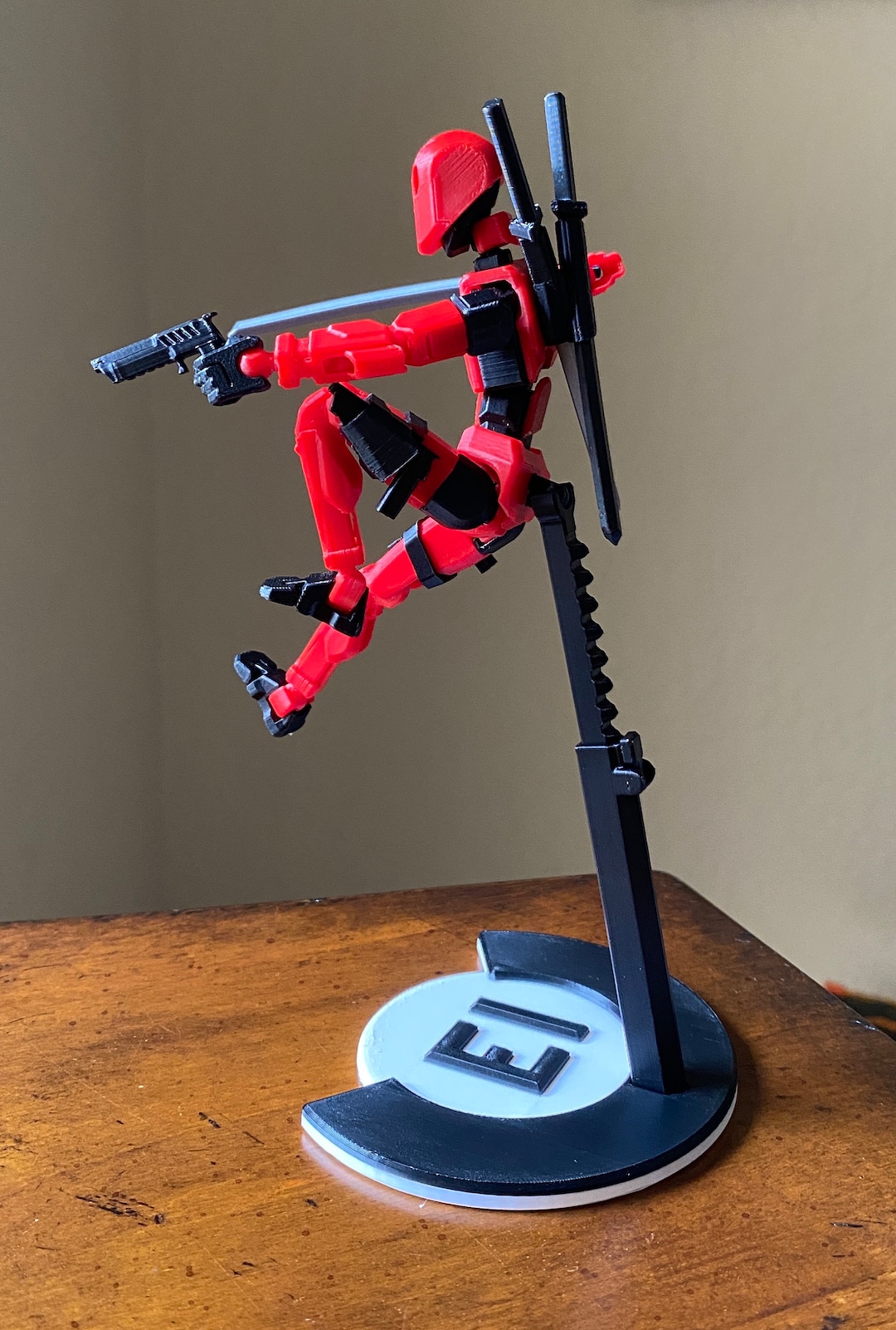 Dummy 13 Stand Display Base, Staff, Sword, Guns + FREE ACCESSORY GIFT ...