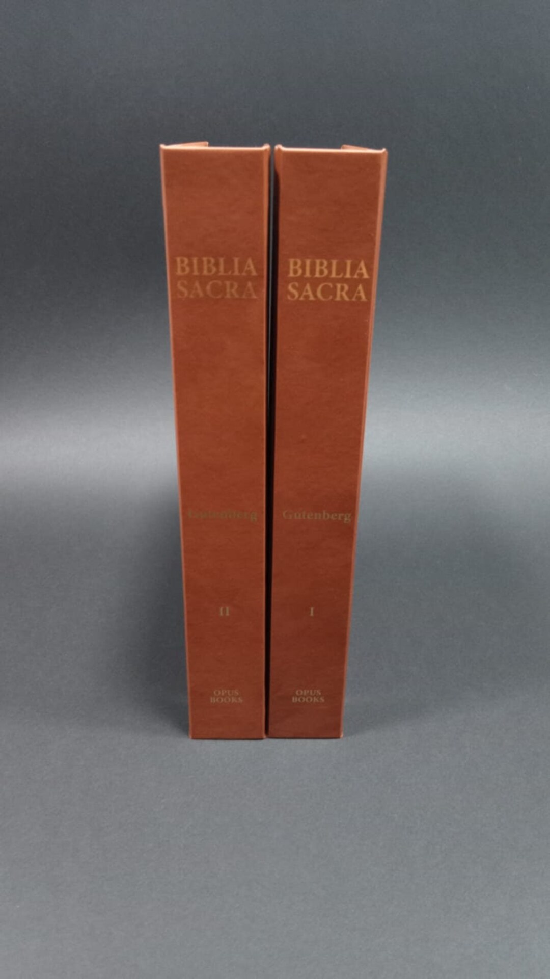 The Gutenberg Bible Biblia Sacra Facsimile, Faithful Leather ...