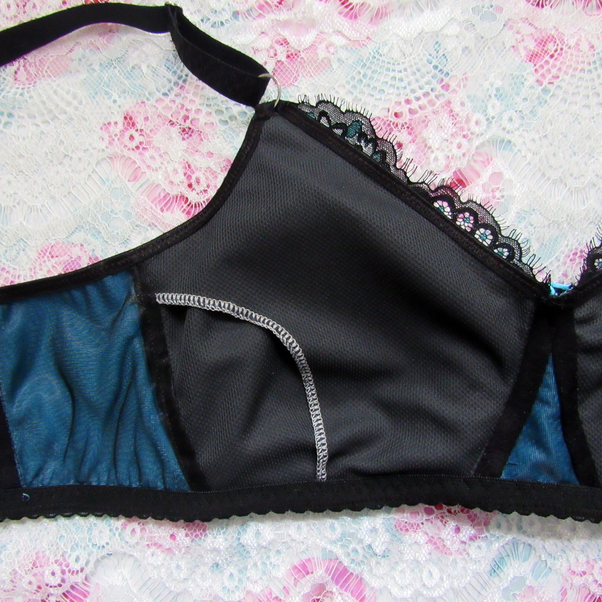 Zenita Wireless Bra With Mastectomy Pocket PDF Sewing Pattern: Wire ...