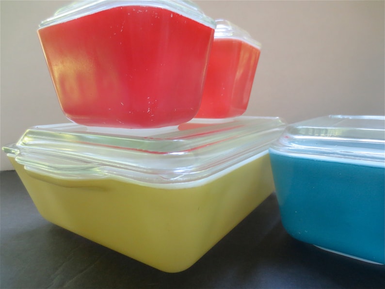 Pyrex Primary Colors Set of 4 All Dishes Have Lids - Etsy