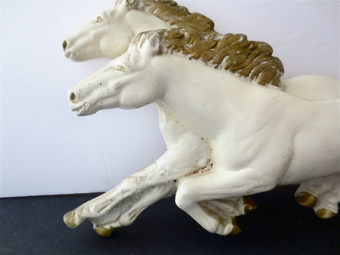 Racing Horses Chalkware Plaque Hollywood Regency Meets Wild West ...
