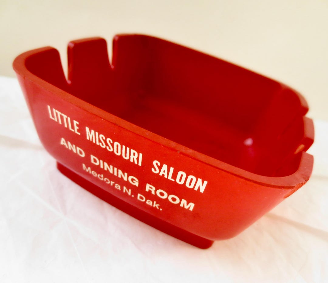 Saloon Ashtray - Vintage 70s - Saf-t-dish Ashtray - Made in USA ...