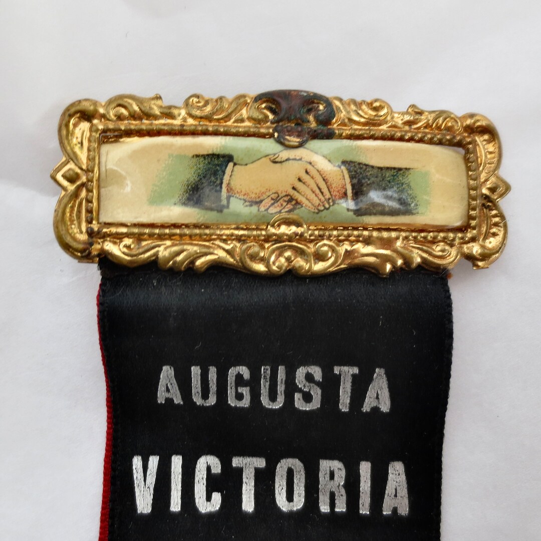 Augusta Victoria Temple Ladies Golden Eagle Scranton, PA Member Badge ...