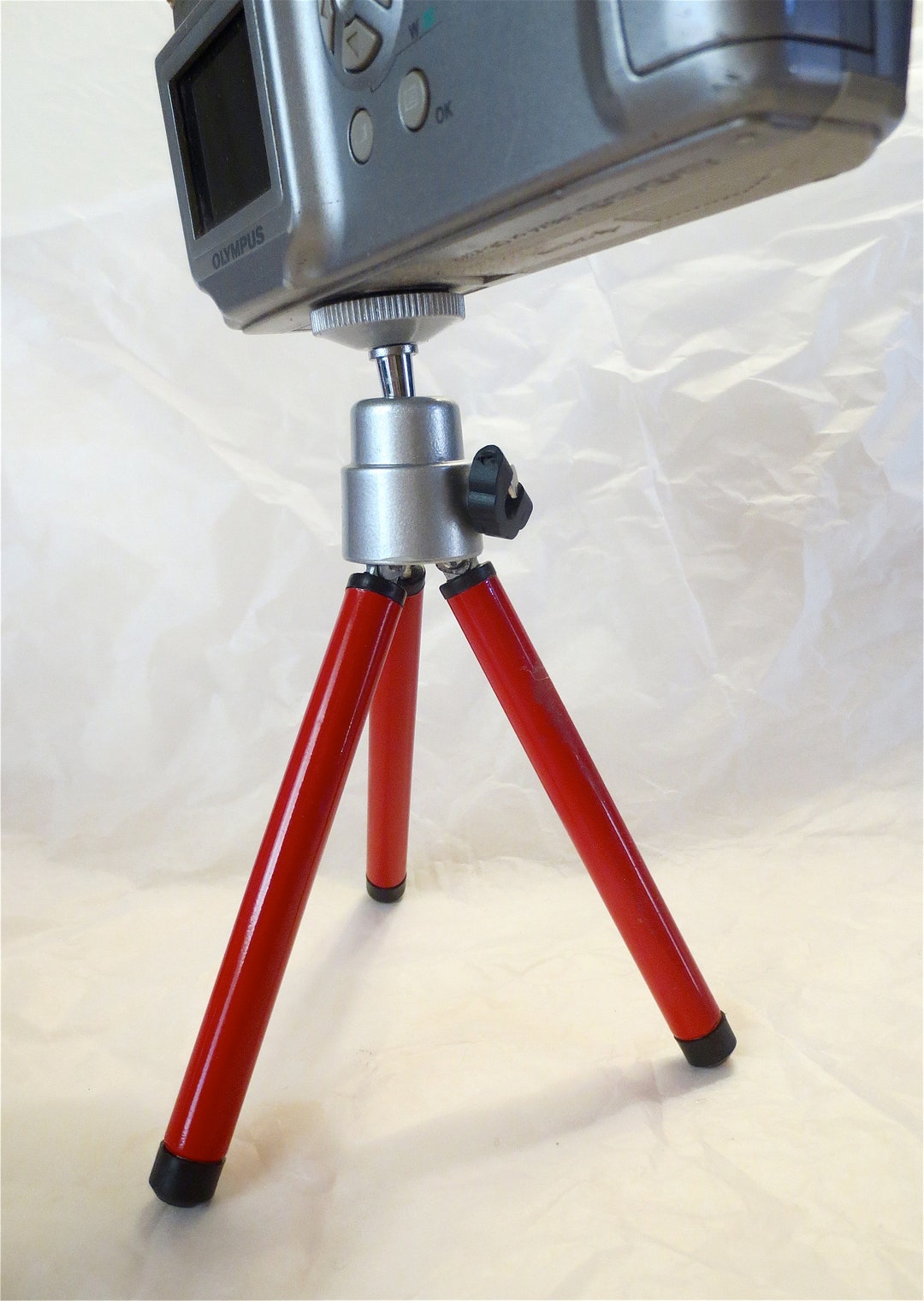 Table Top Tripod Telescoping Legs Camera Ready Fully Functional Secure ...