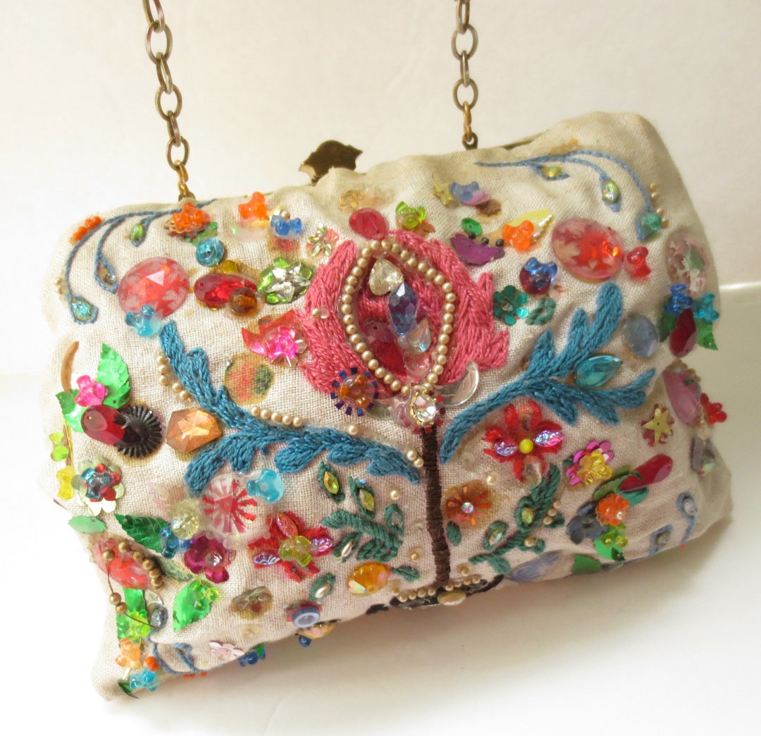 Bejeweled Linen Purse - Kiss Frame Structure - Vintage 1962 - Gold Tone ...