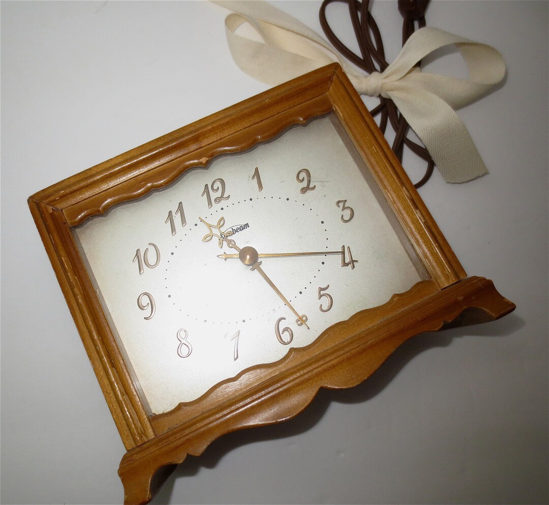 Sunbeam Electric Clock Vintage 1958 A New Concept in Electric Time Wood ...