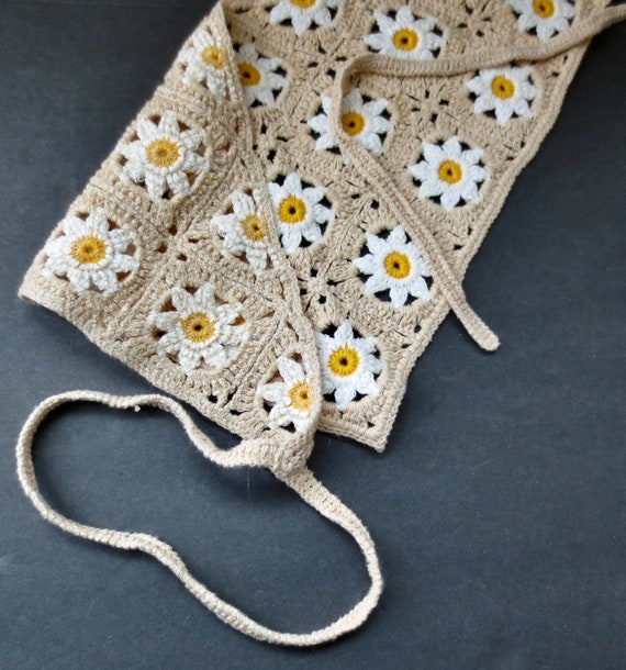 Vintage Crocheted BabyDoll Triangle Head Scarf - Vint… - Gem
