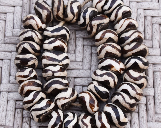 African Black & White Batik Bone Zebra Design Beads ~ Strand of 40 - Etsy