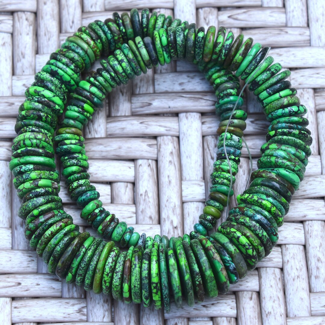 Stunning and Rare Natural Green Turquoise Graduated Disc Heishi Beads ...