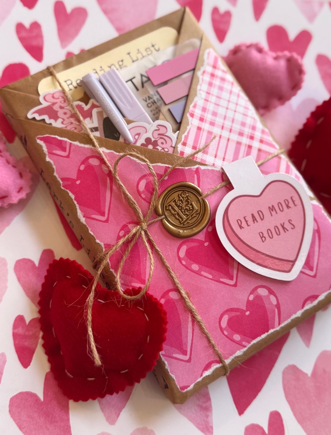 Valentine's Day Blind Date With a Book | Blind Date With a Book ...
