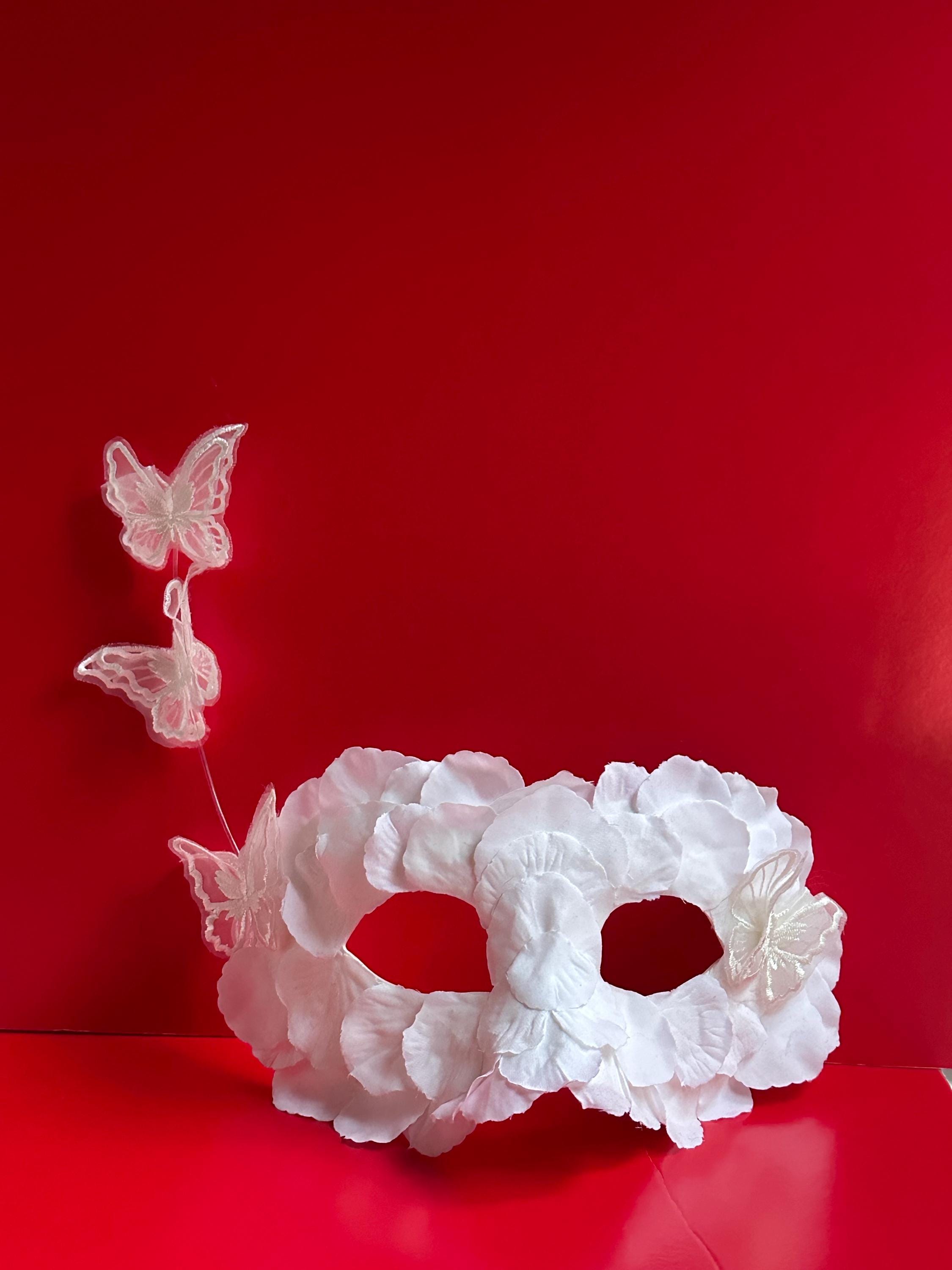 White Flower Masquerade Mask: Diner En Blanc Party - Handmade Floral ...