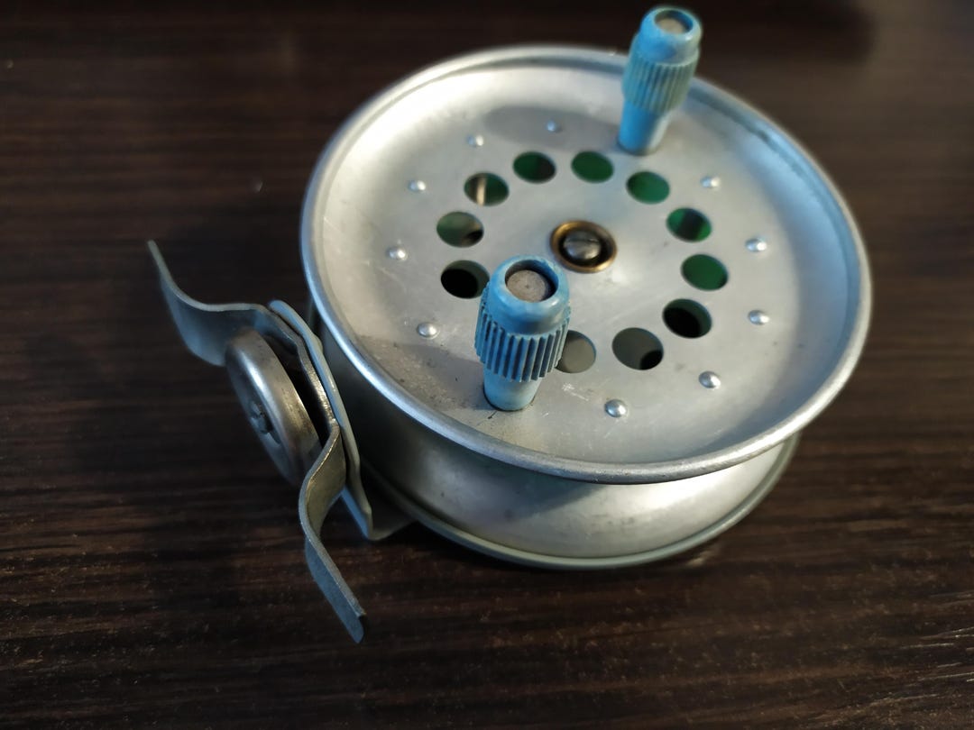 Spinning Rod Soviet Metal Reel Fishing Tackle USSR Ratchet Fishing ...