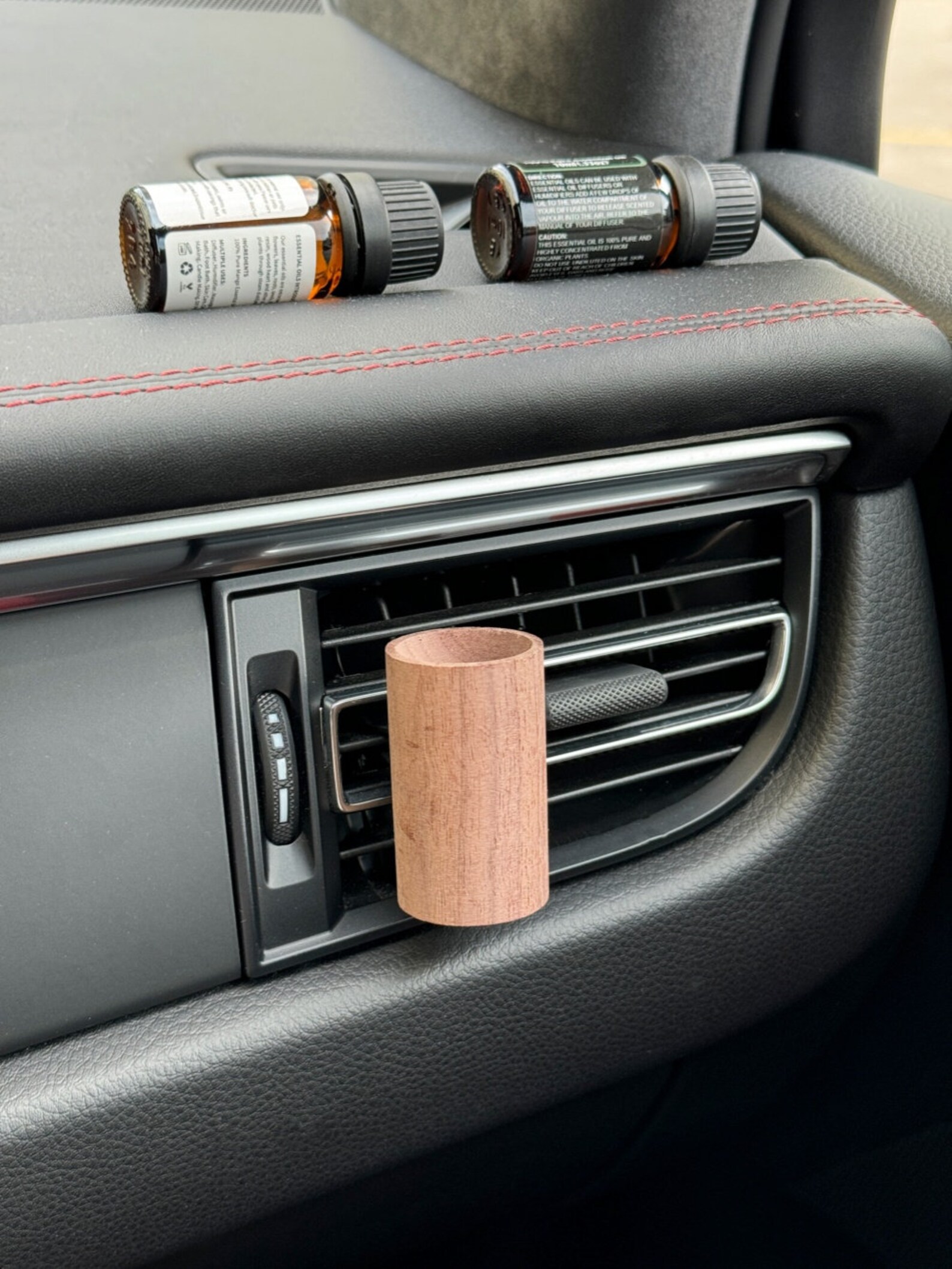 Car Diffuser Essential Oil Diffuser Car Decor Wood Diffuser Car ...