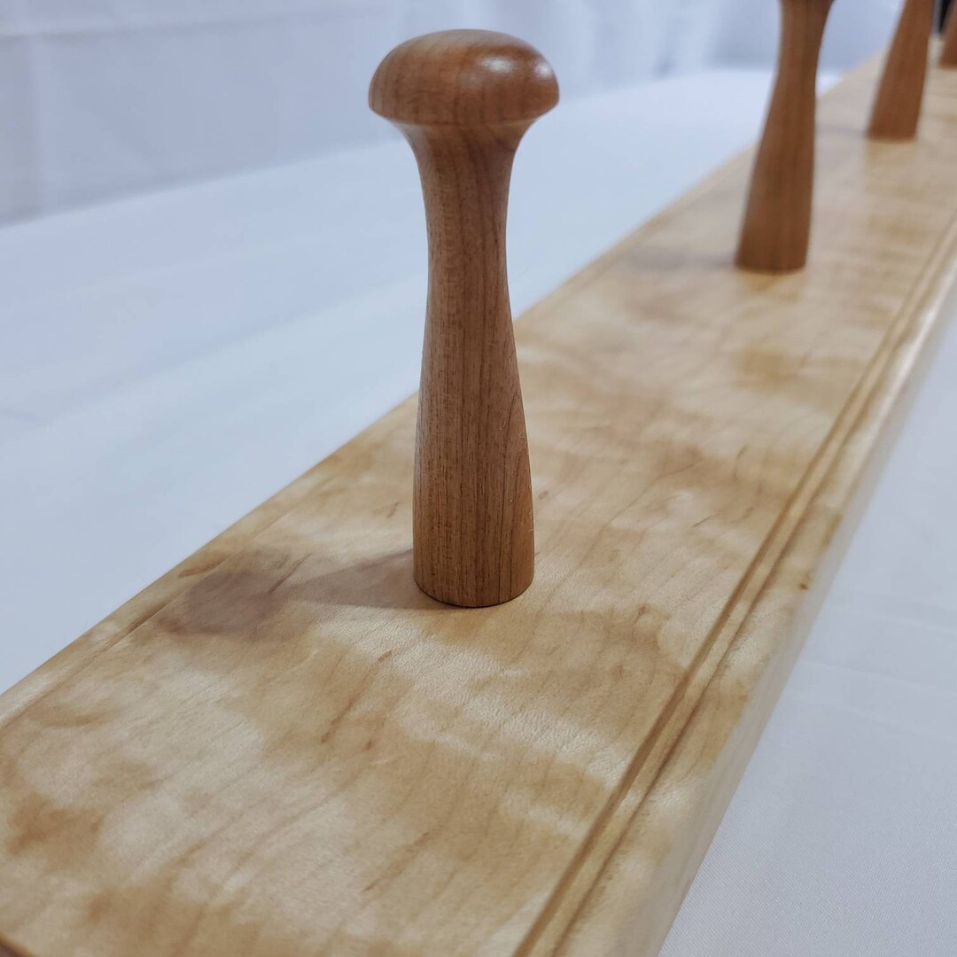 24 Quilted Maple Shaker Peg Rail - Etsy