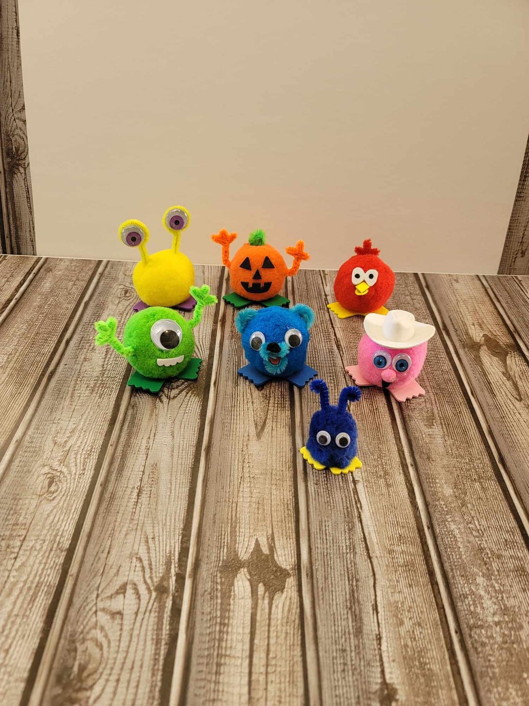 Pom Pom Craft Kit, DIY Pom Pom Kit, Pom Pom Friends - Etsy